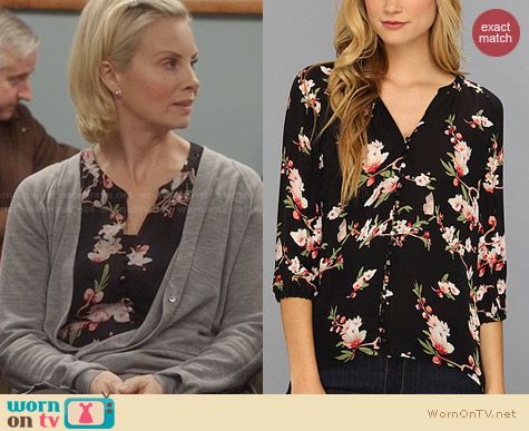 WornOnTV: Kristina’s black floral button front blouse on Parenthood ...