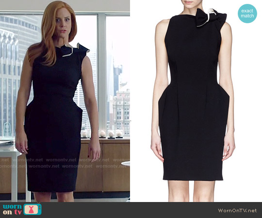 WornOnTV: Donna’s black shoulder bow dress on Suits | Sarah Rafferty ...