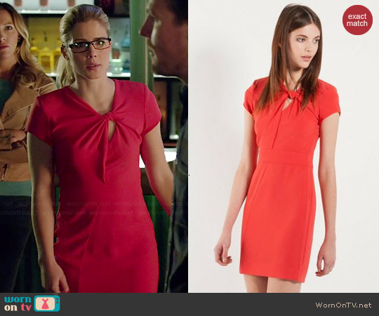 WornOnTV: Felicity’s red knotted dress on Arrow | Emily Bett Rickards ...