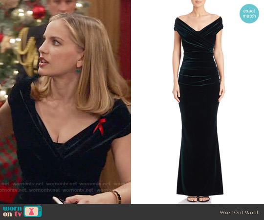 WornOnTV: Amy’s velvet gown on Veep | Anna Chlumsky | Clothes and ...