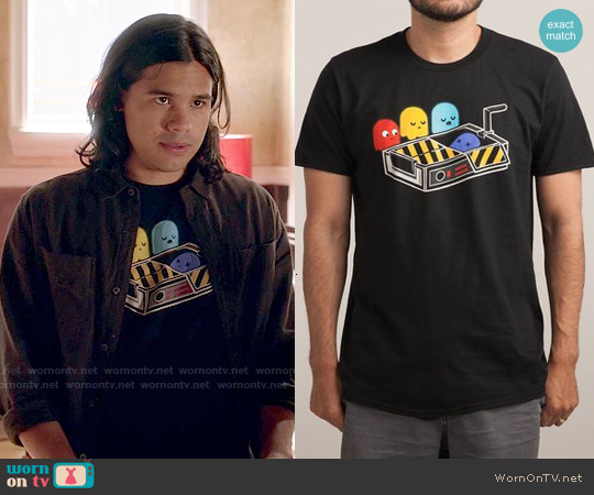 WornOnTV: Cisco’s ghost graphic t-shirt on The Flash | Carlos Valdes ...